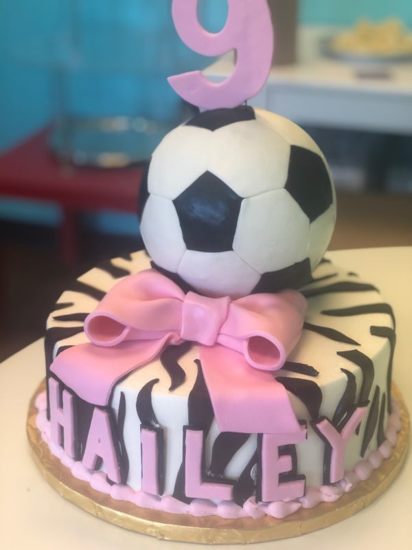 Custom : General Kids Birthday Cakes - Carousel Cakes